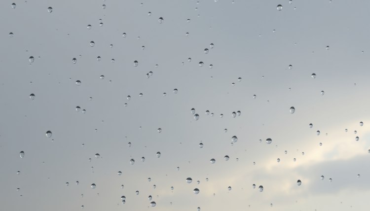 What Causes the Sudden Drop in Temperature Before Rain - BelowClouds.com