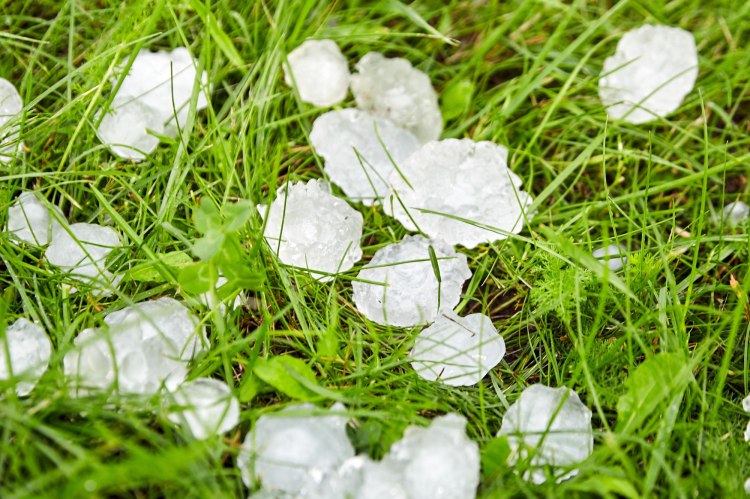 What Is Graupel and How It’s Different from Snow and Hail - BelowClouds.com